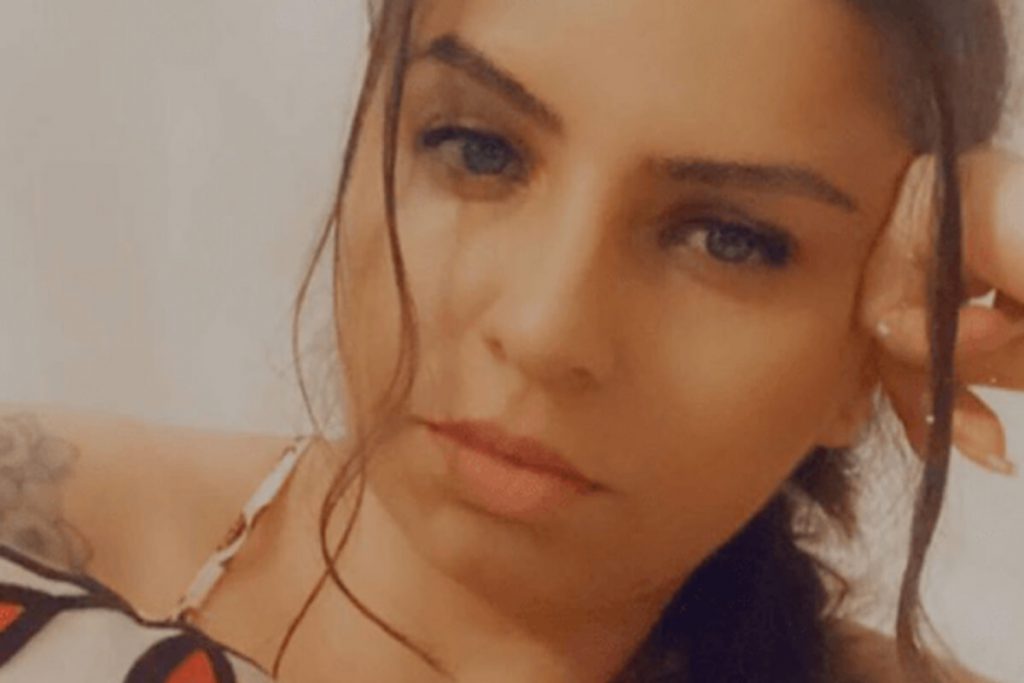 Fulya Eren (NemesisTV) Kimdir? - Sosyola